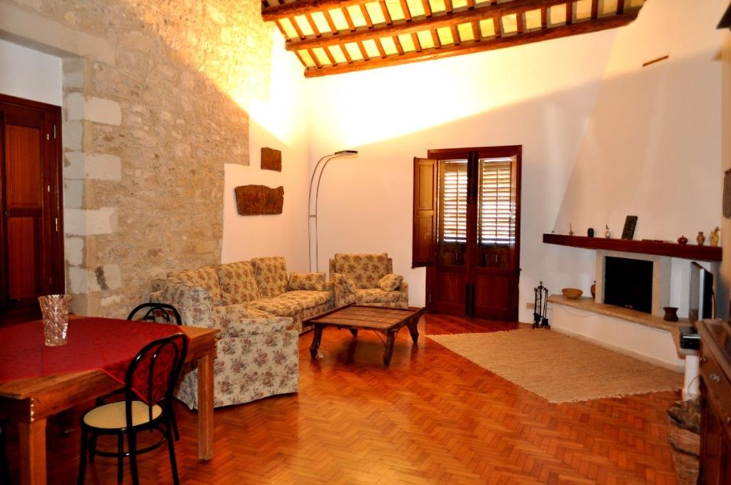 ERICE VETTA, TERRAZZO VISTA EGADI, VICINISSIMO PIAZZA - Vendita ...