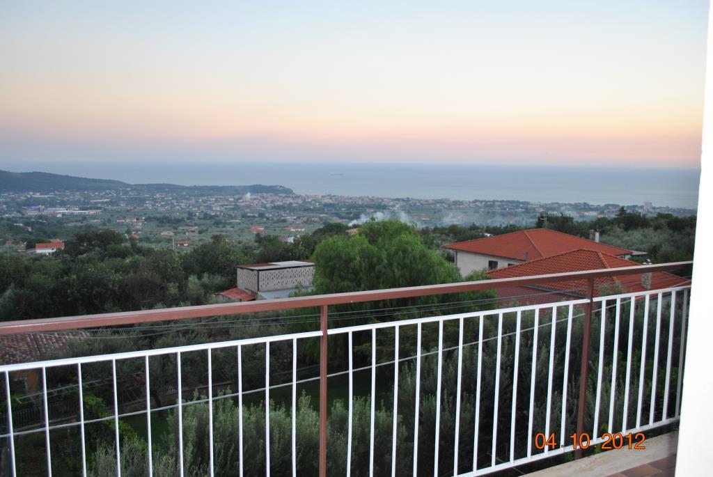 Appartamento in una angolo di paradiso tra montagna e mare - Vendita ...